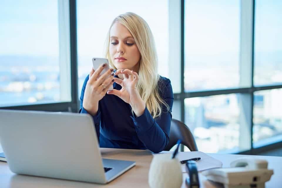 3 Ways To Cure The Disease Of Distractions - ZENGER FOLKMAN